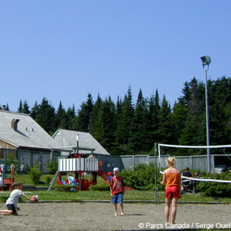 Camping du parc national de Forillon - oTENTik | Québec Vacances