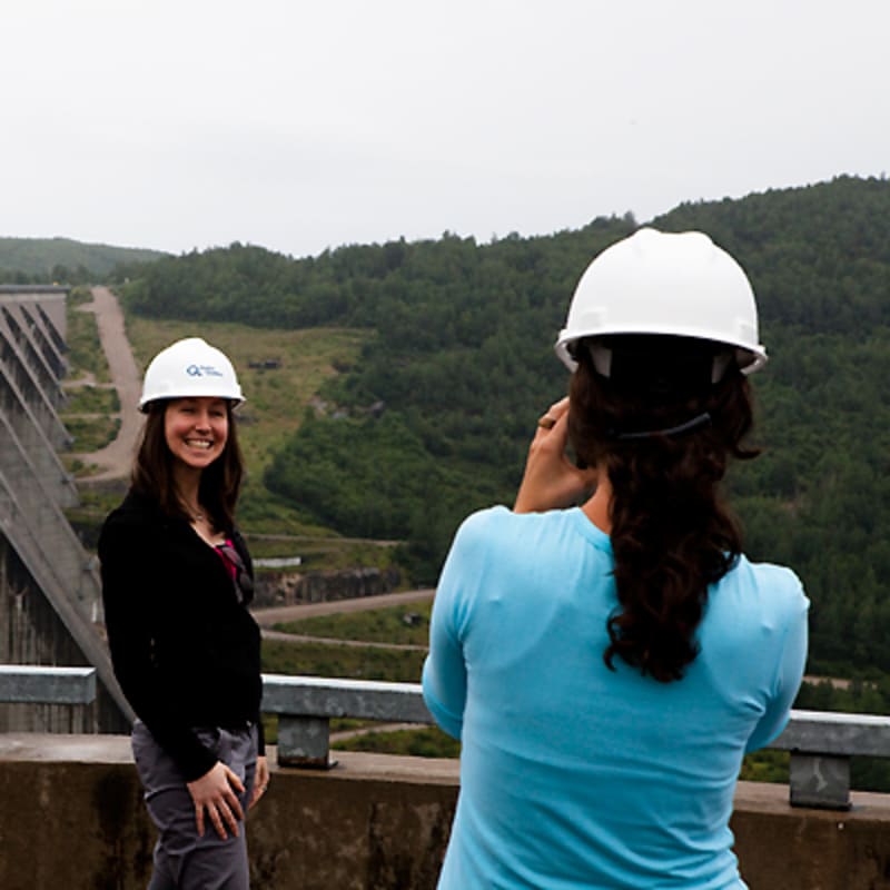 Centrale Manic-5 et barrage Daniel-Johnson | Québec Vacances
